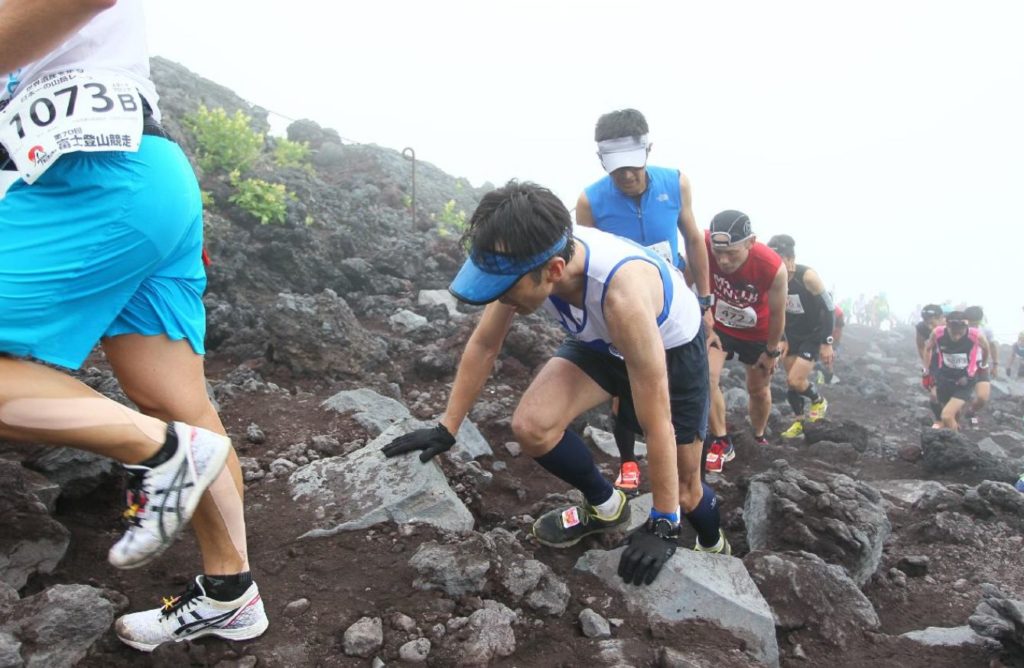 【2019年最新版】富士登山競走 徹底攻略レポート 13のポイント 宿泊や練習方法など | マラソンNAVI